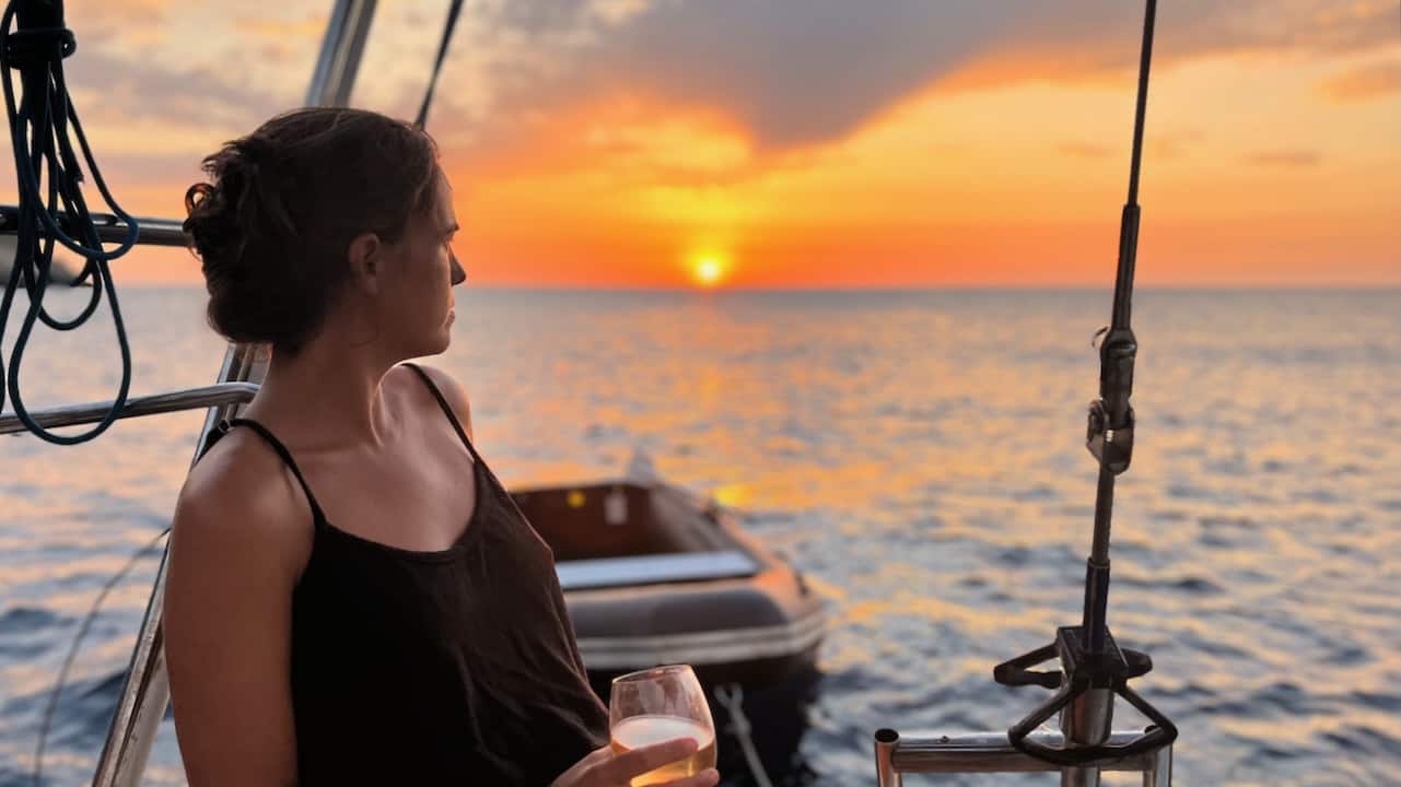 Life on a Sailboat: Everything You Need to Know About Living on a Sailboat Full-Time